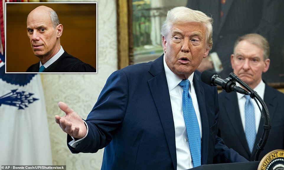 Trump issues warning to anti-MAGA judges stopping deportation plans