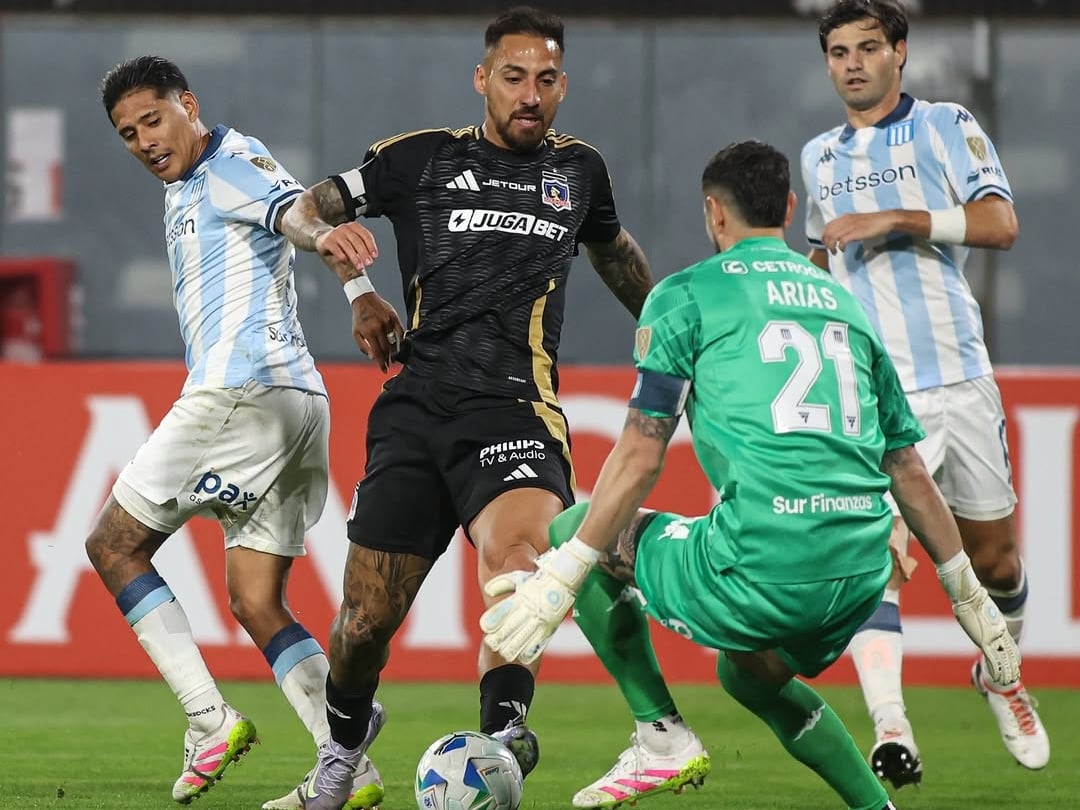 Javier Correa critica a Conmebol por posible sanción a Colo Colo tras ...