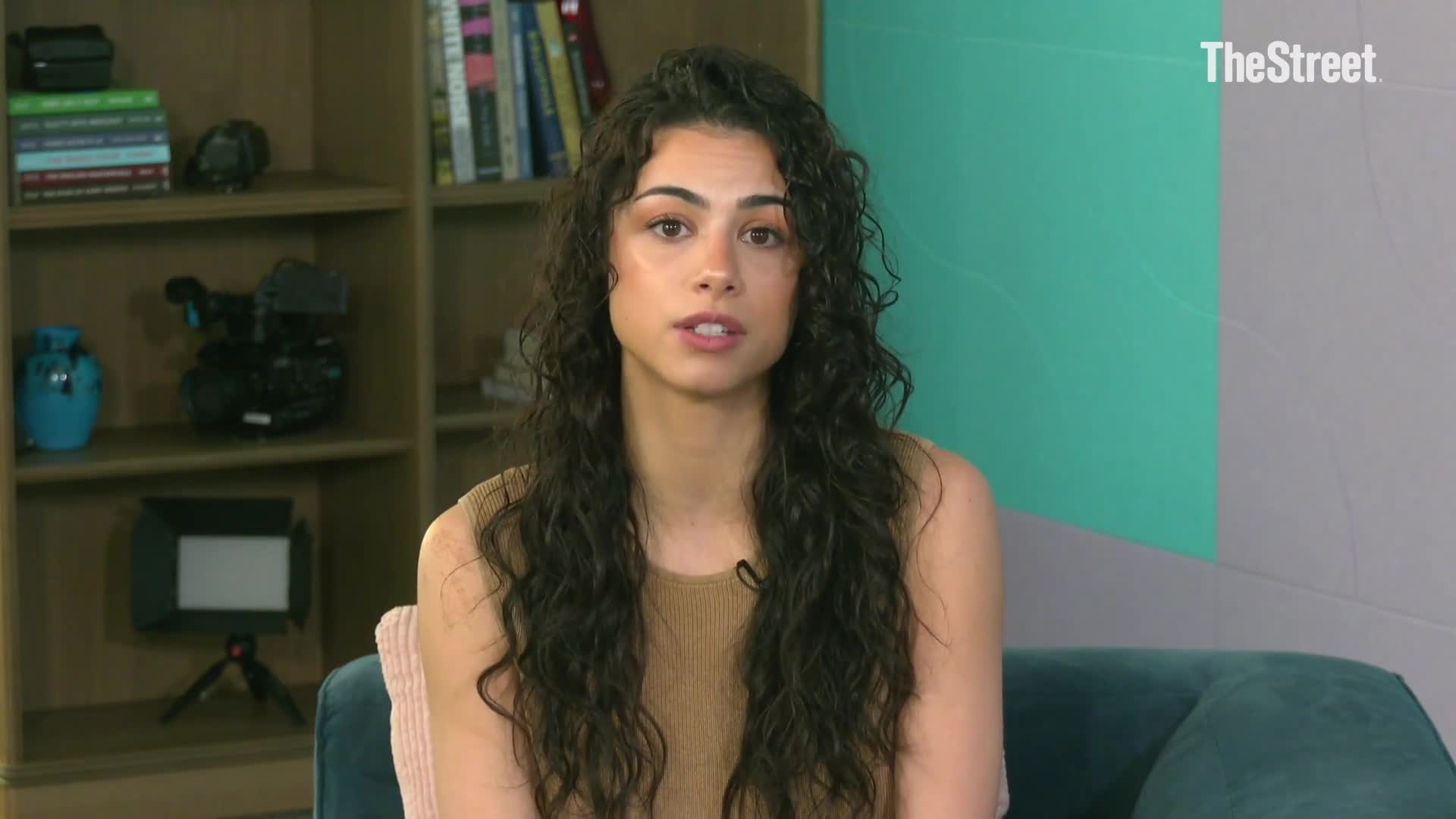 Apple, Meta fined nearly $800 billion by EU