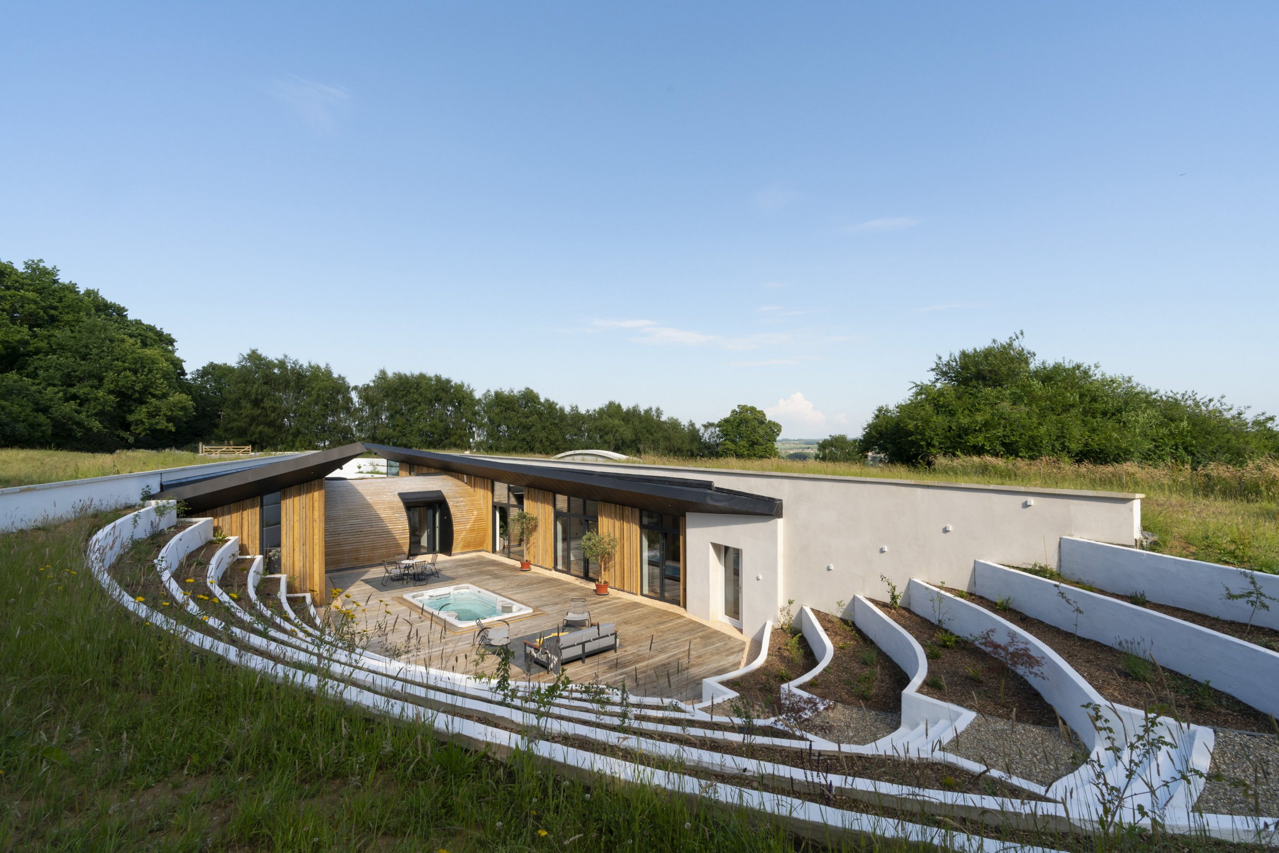 The super-rich are now building subterranean homes — and they look fit ...