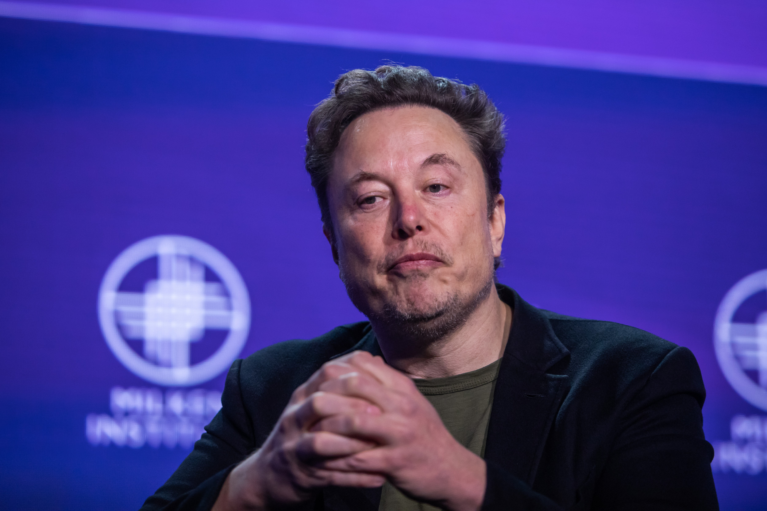 Major Tesla Investor Rips 'Delusional' Elon Musk After Earnings Call