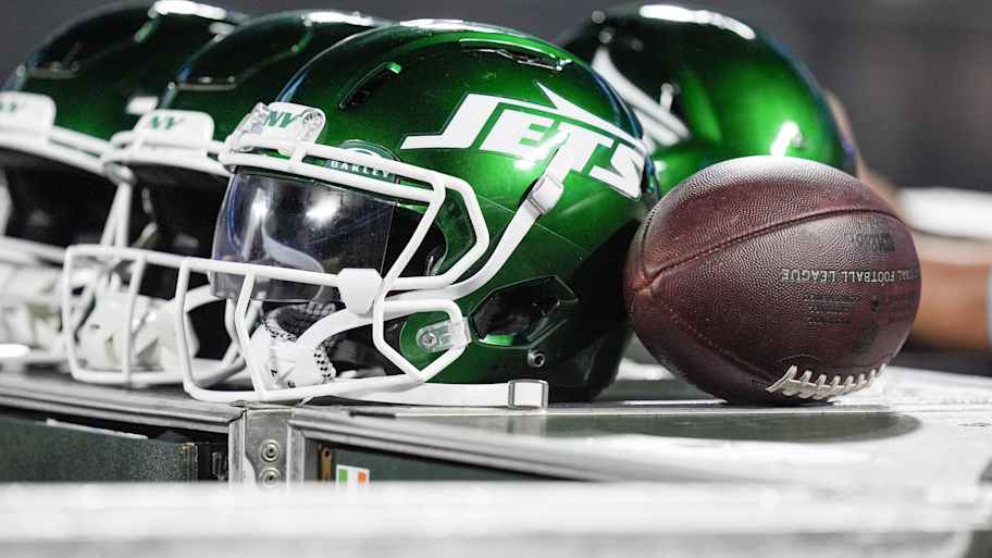 Ex-Jets Star Describes 'Dysfunctional' New York Stint