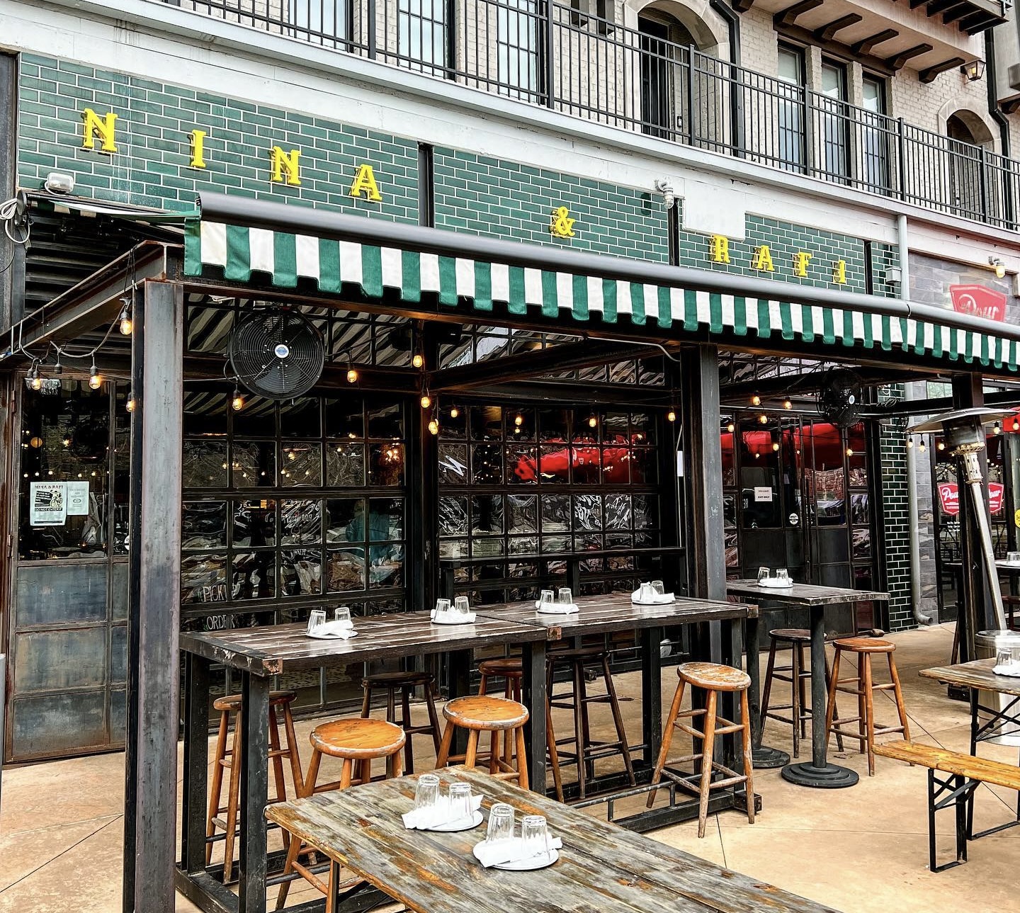 Eclipse di Luna replacing Nina & Rafi on the Eastside Beltline