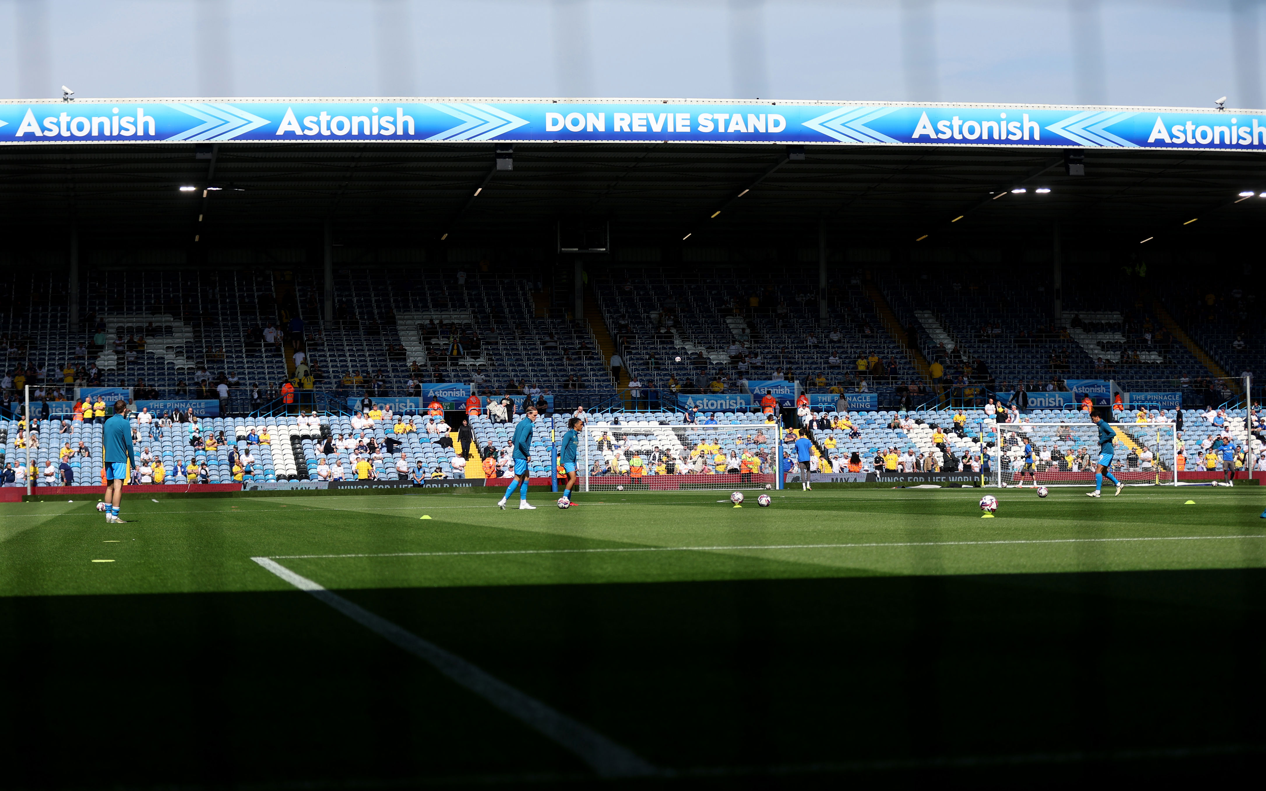 Leeds United Elland Road expansion latest: 56,500-capacity plans ...