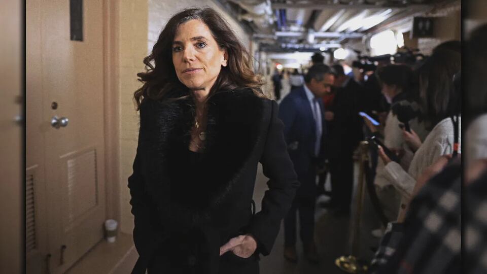 Viral videos show exchange between Rep. Mace, man in SC store