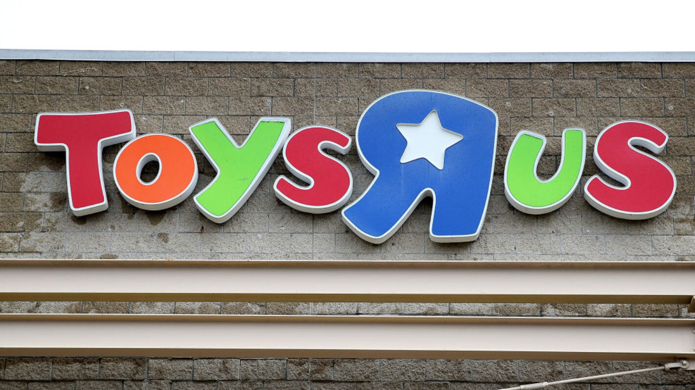 A Toys ‘R’ Us Live-Action Movie Is Coming … What is the History of the ...