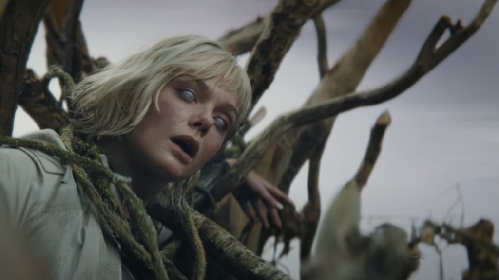 ‘Predator: Badlands' Trailer Teases Elle Fanning Making an Unlikely Ally
