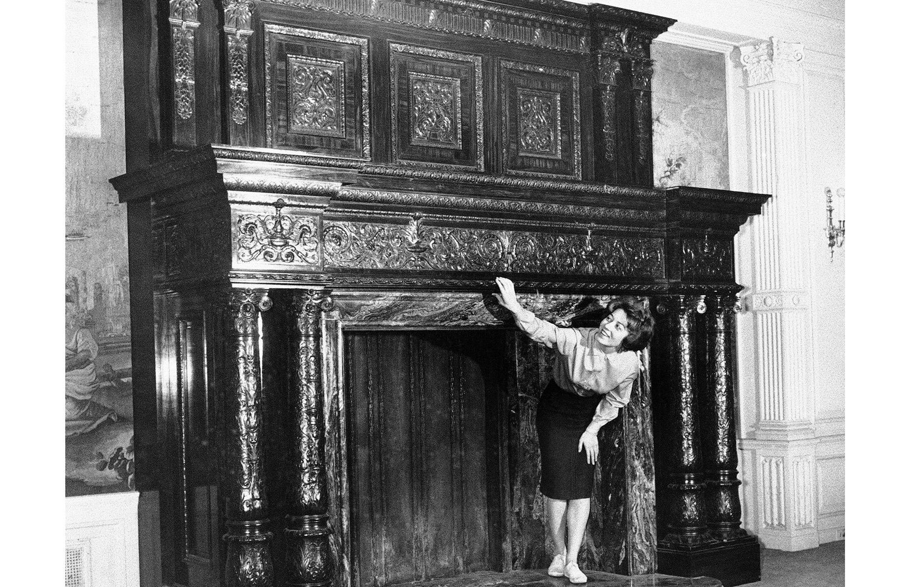 21 rare archival photos that reveal the secrets of America's stately homes