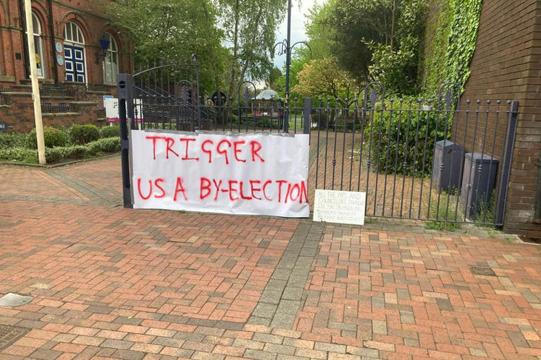 'Andrew Gwynne, in the bin'... Protesters call on suspended MP to resign