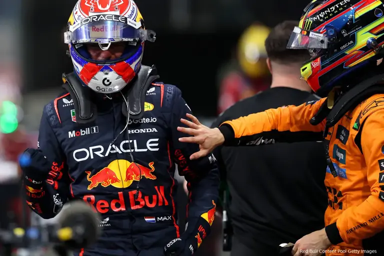 Herbert acht Piastri in staat om Verstappen 'te slim af te zijn': 'Zijn mentale kracht is bizar'