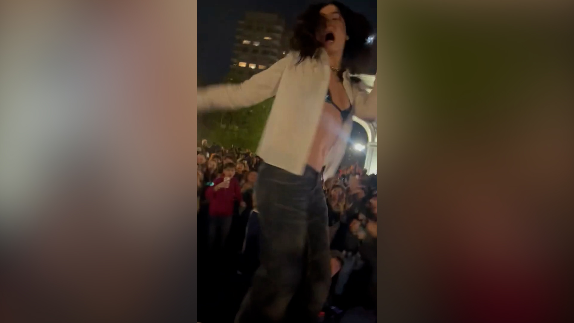 NYPD shuts down Lorde's surprise public performance in Washington ...