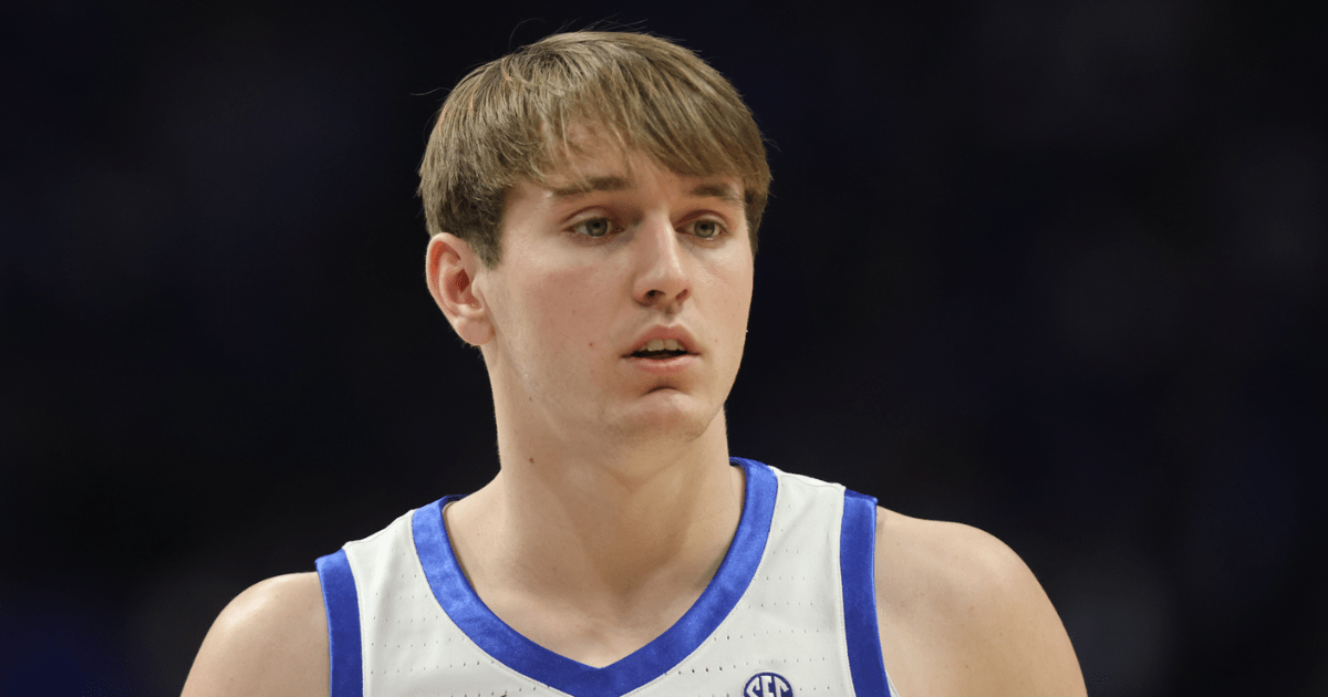 With Travis Perry transferring out, will Kentucky look to add another ...