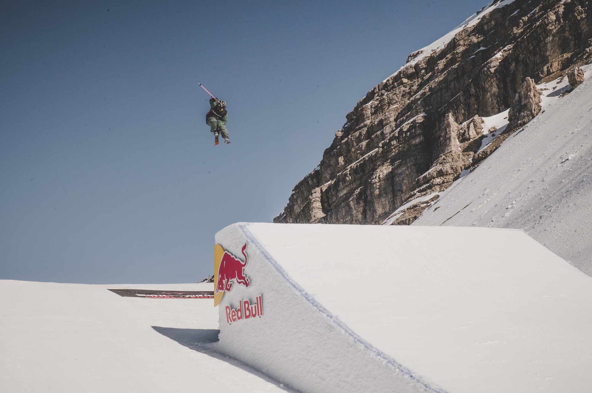 Emilie Lewis and Alois Panchaud win Slopestyle contest at World Rookie ...