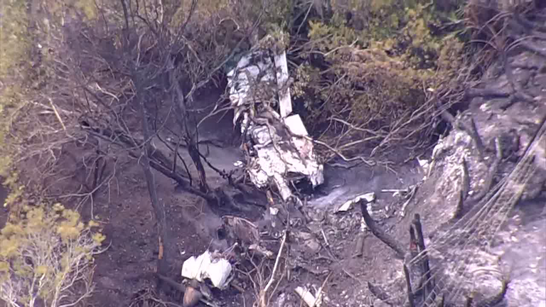 Plane crashes after veering off runway, sparking brush fire in Myakka City