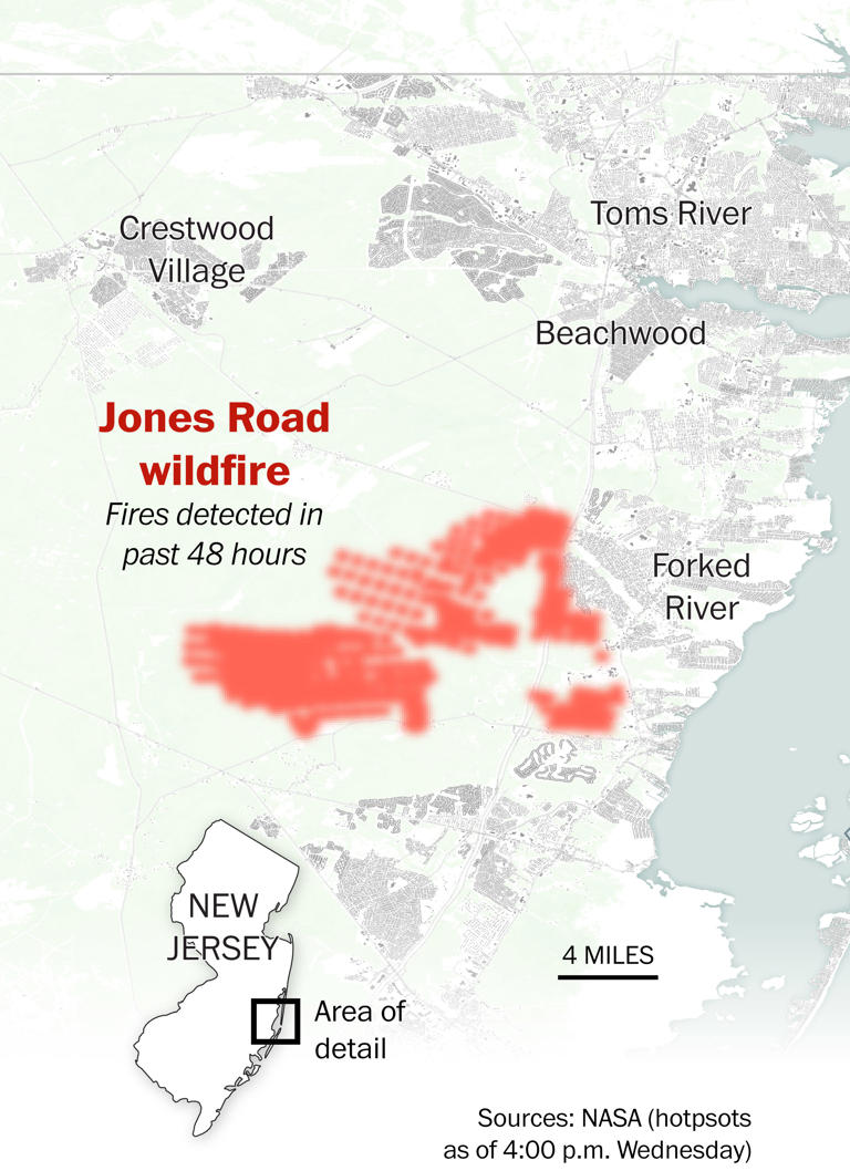 Smoke from New Jersey wildfire blows toward New York