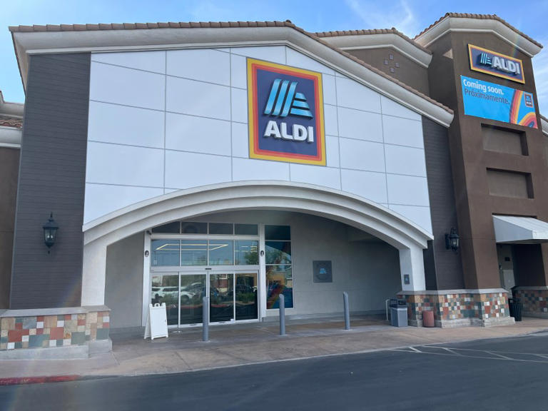 Eggs under $5, other bargains on grocery shelves as Aldi debuts ...