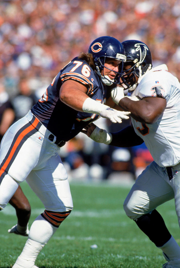 Chicago Bears legend Steve McMichael, who played one year with Packers ...