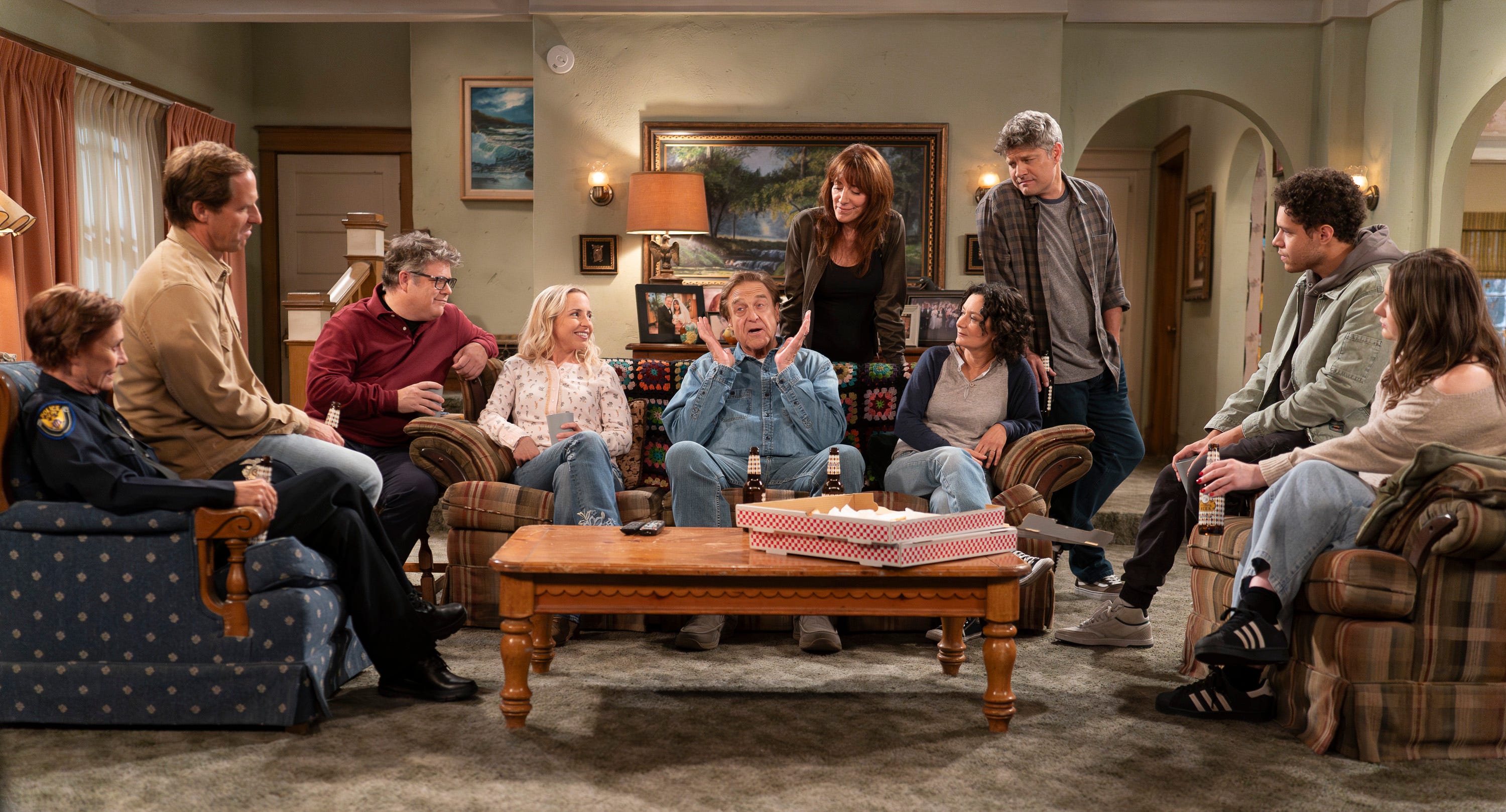 Roseanne makes grave appearance as 'The Conners' family bids farewell