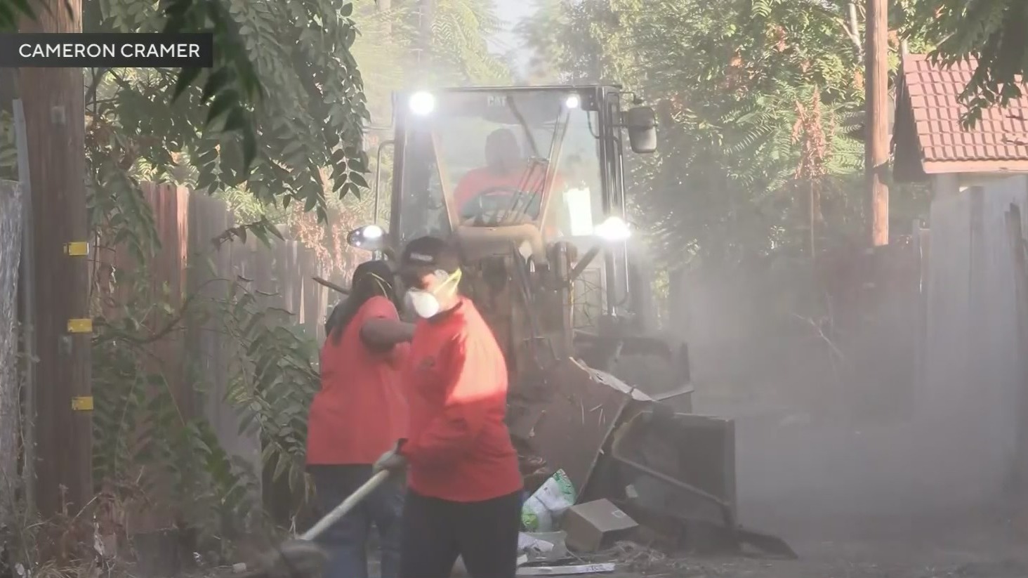 Modesto turns to community help to remove blight