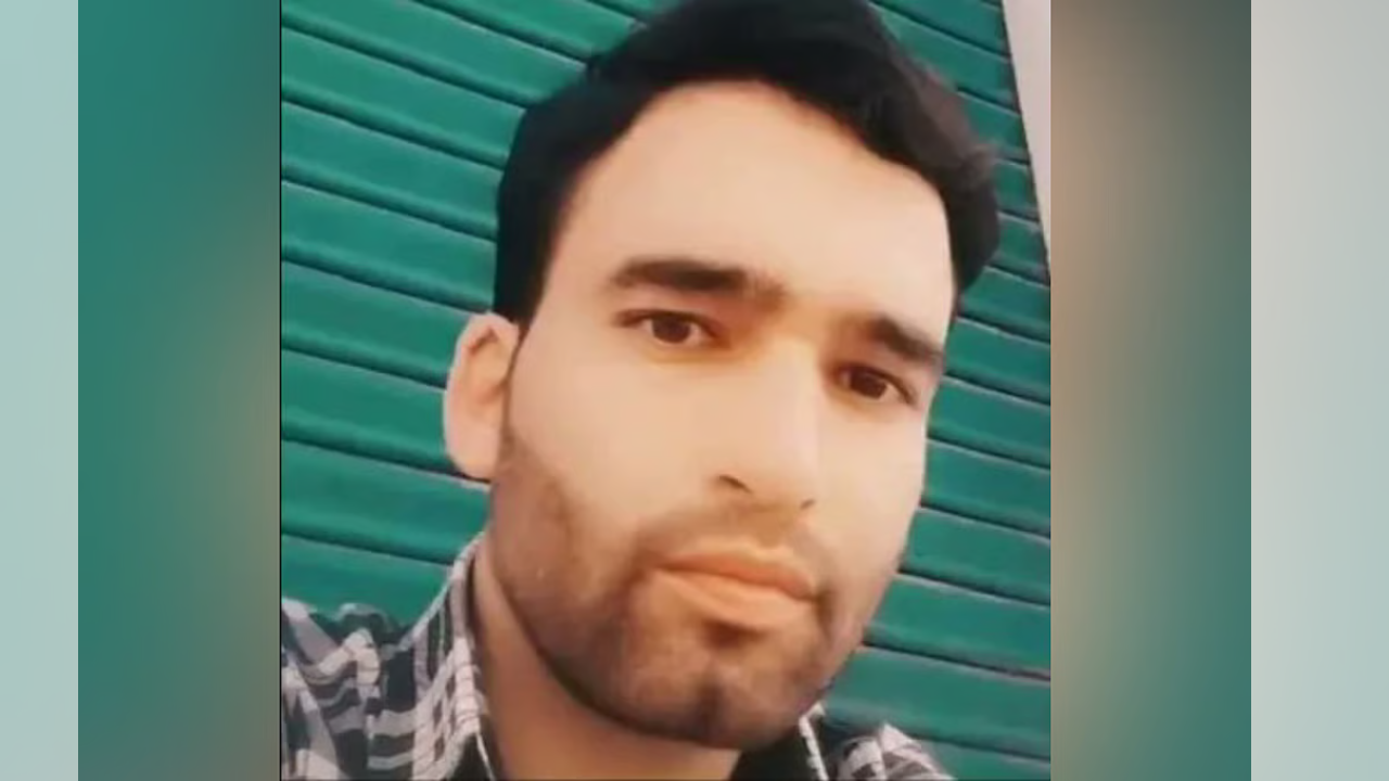 Pony handler killed in Pahalgam attack gets hero’s farewell; Omar says ...