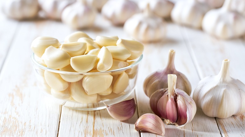 How To Tell If Garlic Has Gone Bad