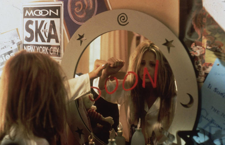 Horror fans near tears after spotting subtle tribute in iconic 90s reboot