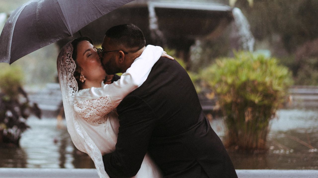 Couple waited 19 months until wedding day to share first kiss