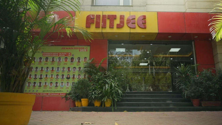 ED Raids 8 Locations Linked To FIITJEE In Delhi-NCR Over 'Sudden Closure Of Centres'