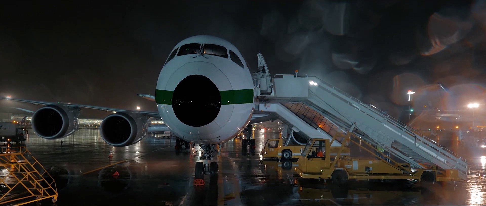 AIRPLANE 2025 Trailer