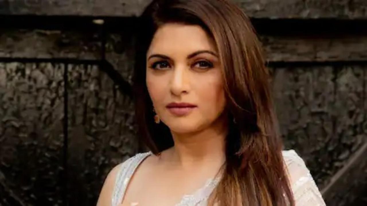 Bhagyashree slams netizen for questioning Pakistan`s role in Pahalgam attack