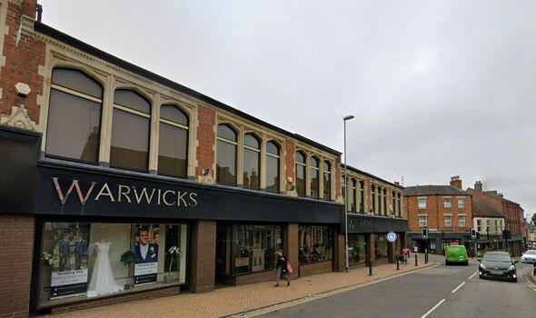 Popular clothing store closes down in major blow to UK high street ...