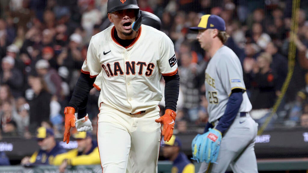 Flores hits 2-run single to back Giants ace Webb in 4-2 win over the ...