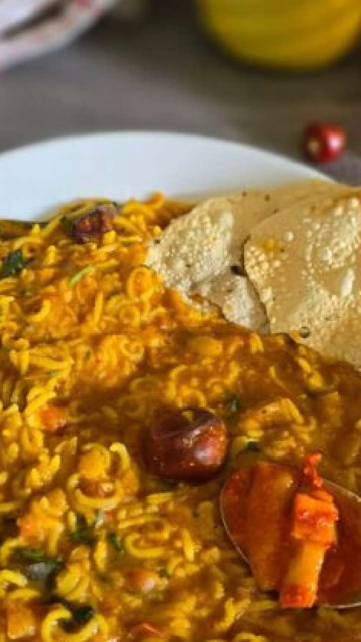 One-Pot Instant Rasam Rice Recipe For Comforting Summer Lunch