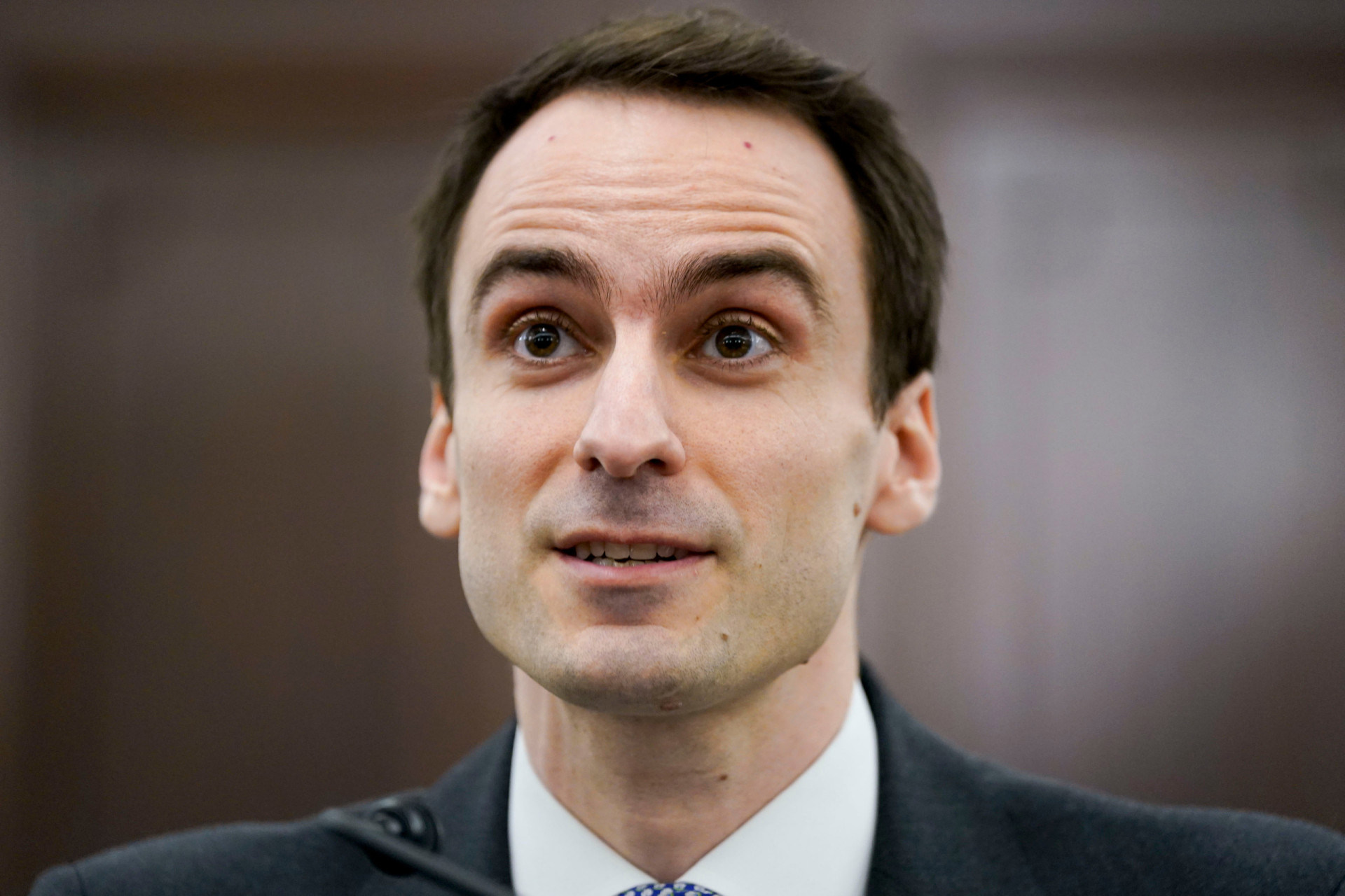 Trump's science director claims US can 'manipulate space and time' Trump's science director claims US can 'manipulate space and time'