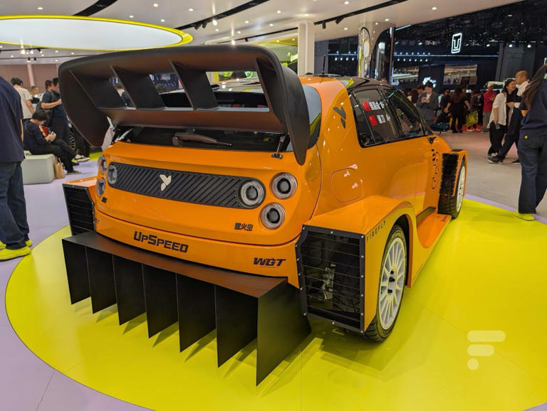 On a vu la Firefly Rally, l’impressionnante voiture électrique chinoise ...