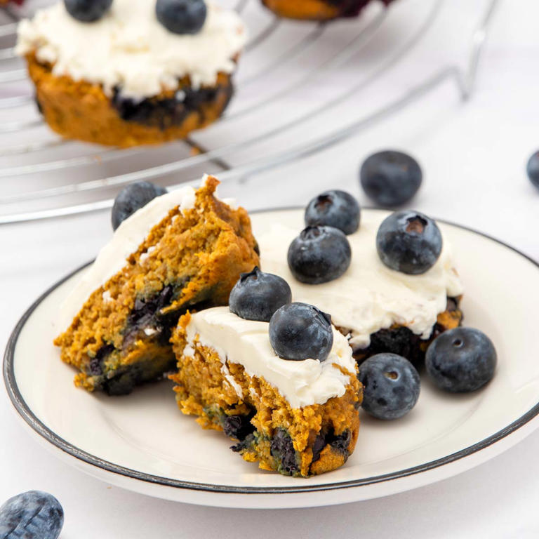 Blueberry Pupcakes