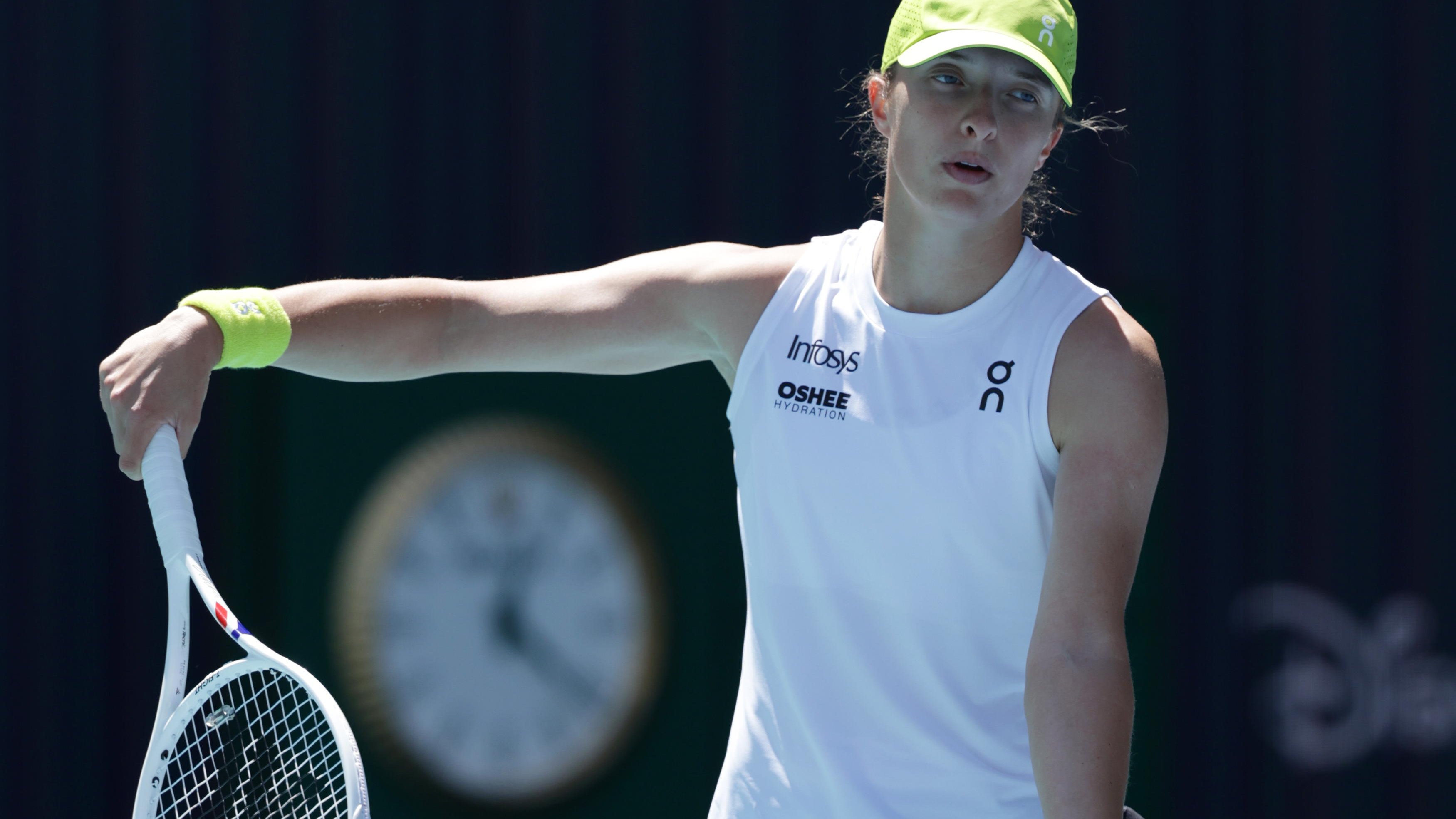 O której dzisiaj mecz Alexandra Eala - Iga Świątek? Gdzie oglądać ...