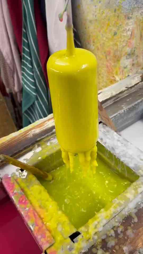 Smooth candle wax dipping process