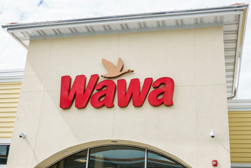 Wawa opens in Pooler with free coffee and fun
