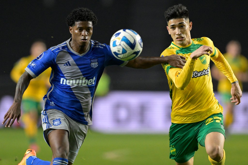 Soccer player’s wife and child kidnapped in Ecuador during home invasion