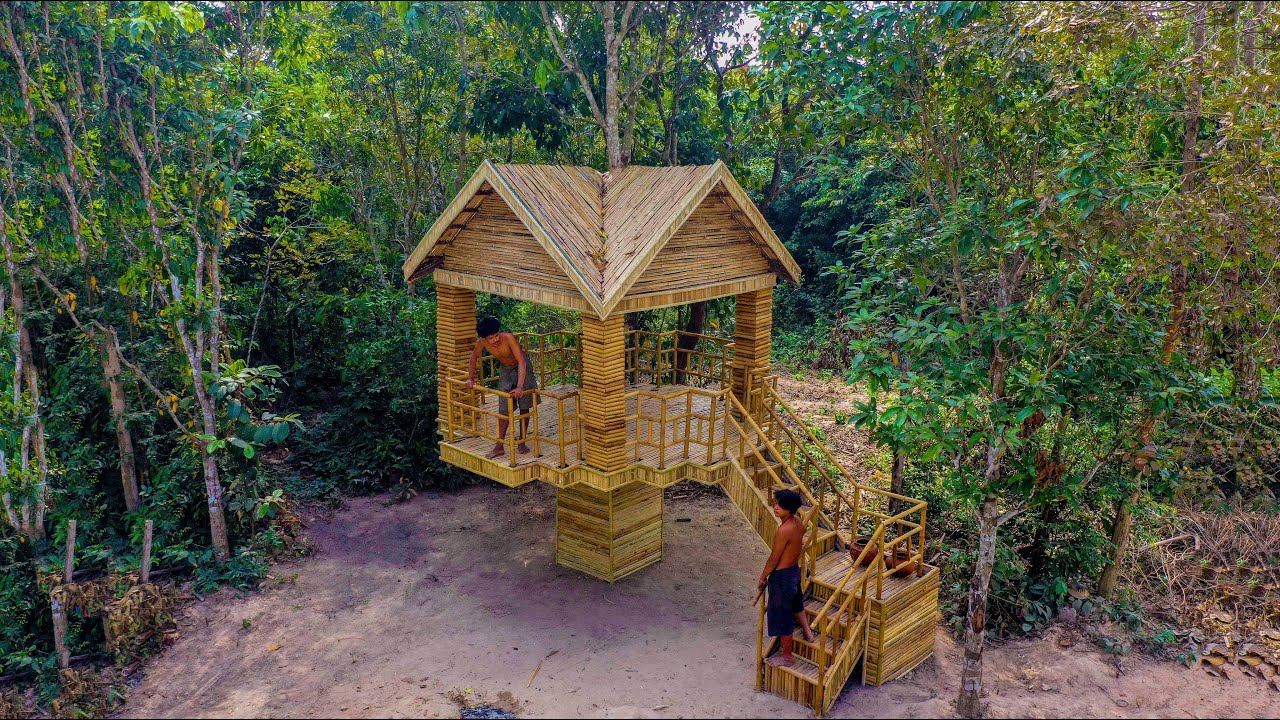 65 days building a Minecraft bamboo tree house