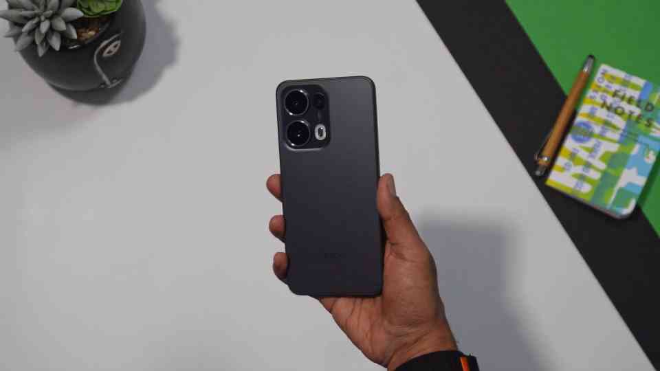 Oppo Reno 13 Pro Review - A Stunning Device with One SHOCKING Problem