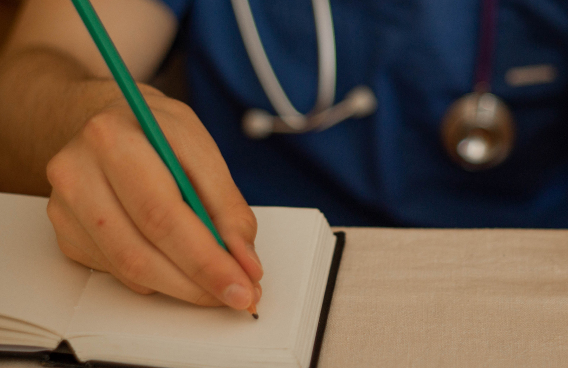 The everyday problems faced by left-handed people