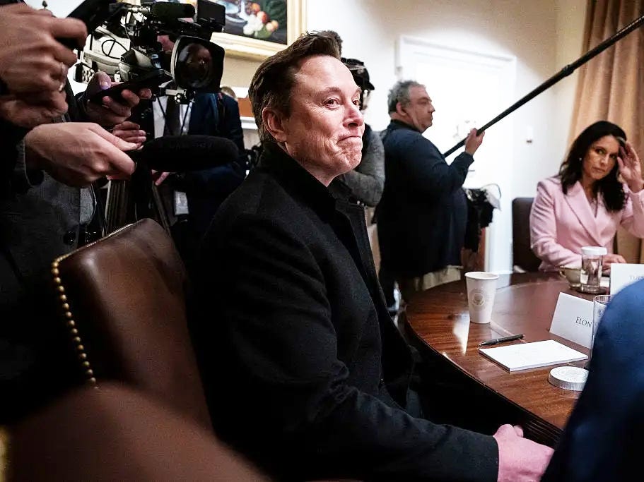 Federal workers are ready to trash those '5 bullets' emails after Musk ...