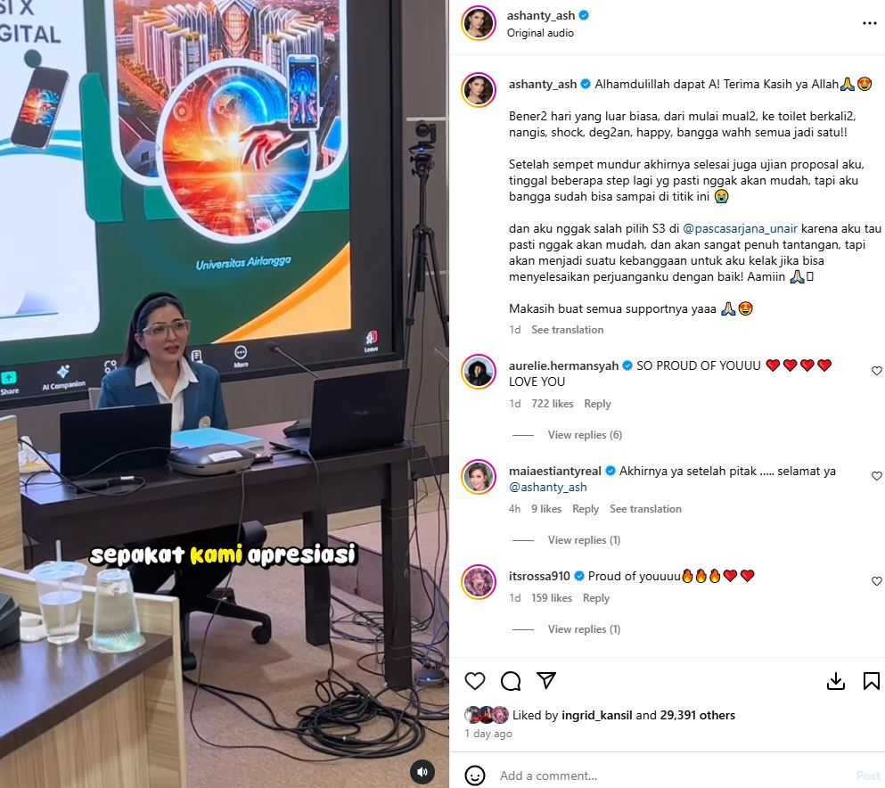 Selamat! Ashanty Lulus Ujian Proposal Disertasi S3 di Unair Dengan ...