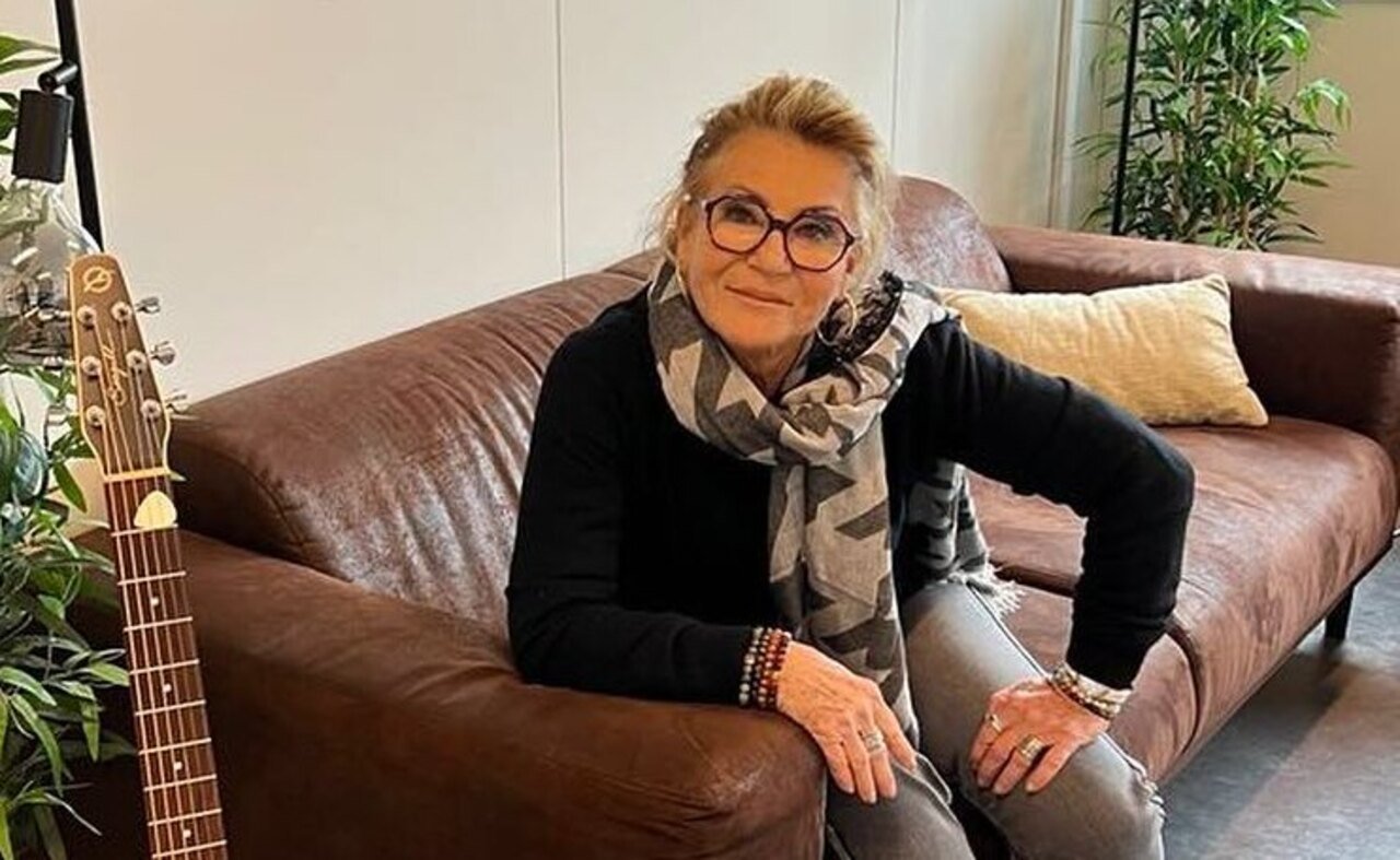 Sheila (79 ans) : "Je m'en fous !", la chanteuse pousse un coup de ...