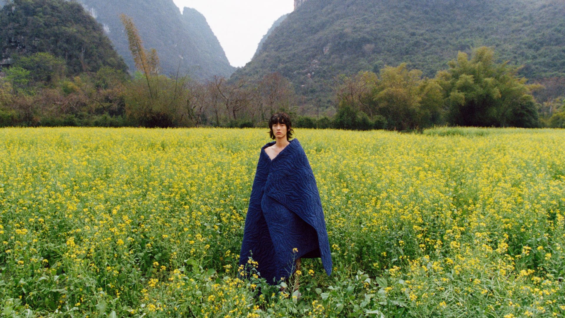 Zara diseña edredones y Zara Home viste a mujeres: el cambio de roles ...