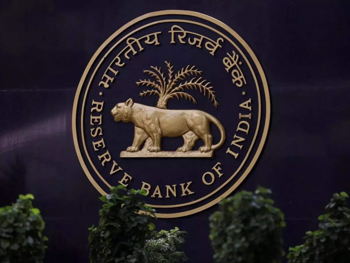 RBI's cash influx seen a small relief amid global uncertainty