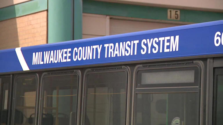 Summer Transit Teen Advocate Program; MCTS opens applications