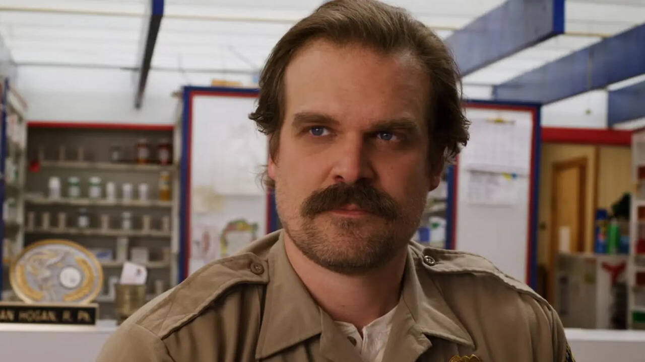 Here's Why David Harbour Thought His Stranger Things Character Should ...